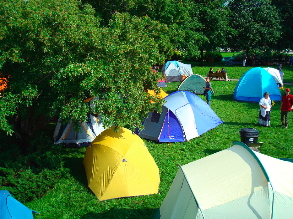 Le Camp pour le droit au logement débute ce jeudi, à Montréal - FRAPRU
